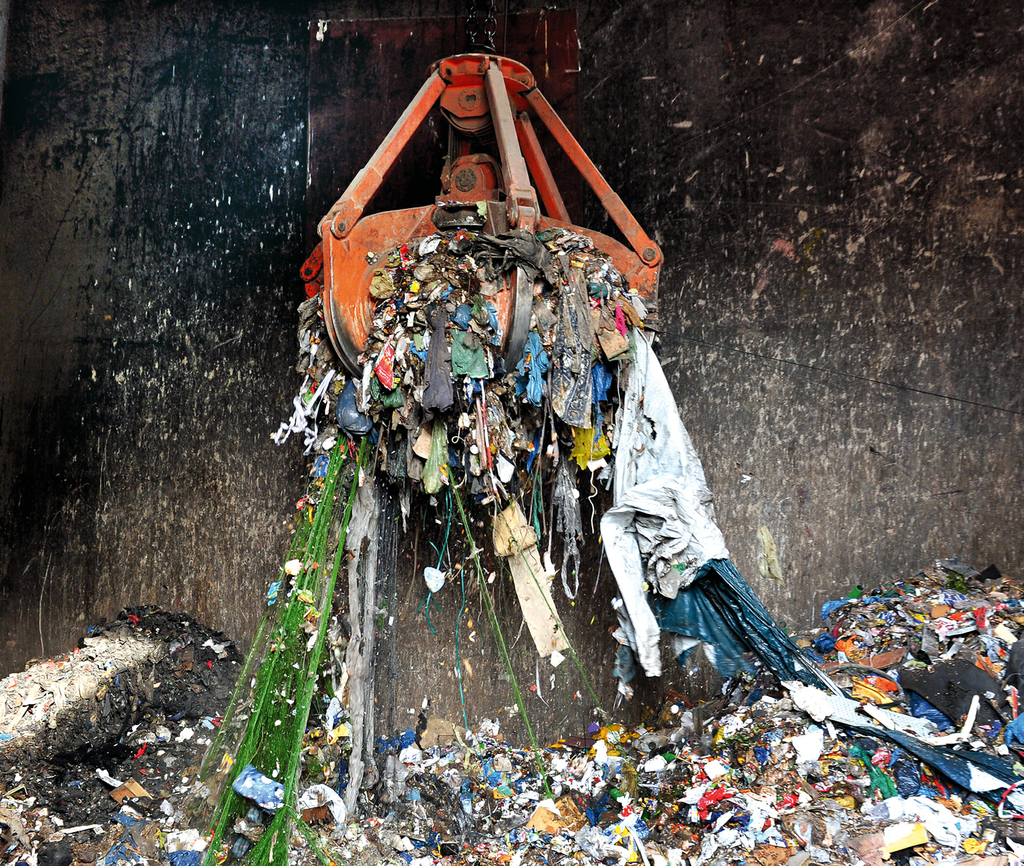 Warum wird der Abfall nicht einfach recycelt? — ITAD e.V.